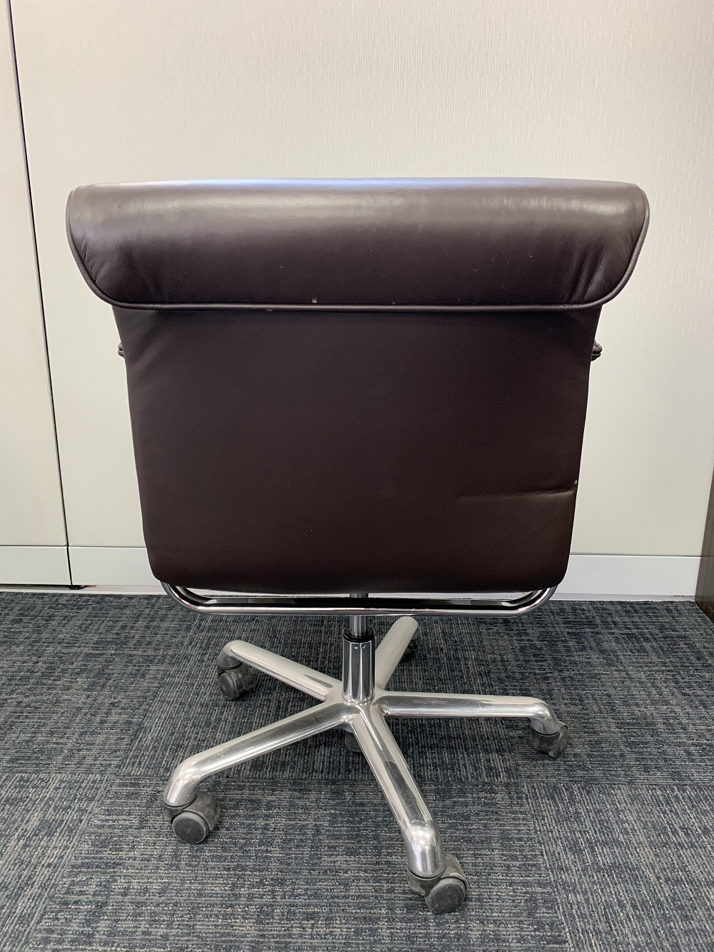 Tayco Delphi Low Back in Brown Leather